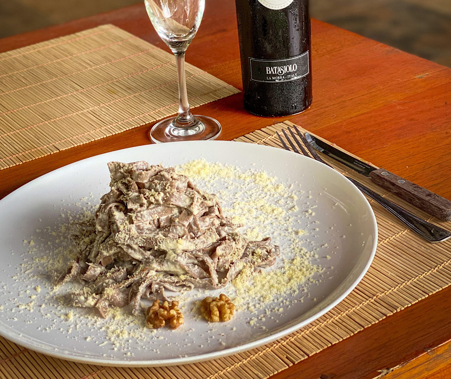 Dolce Uvita | MENU & Order | FooodApp™